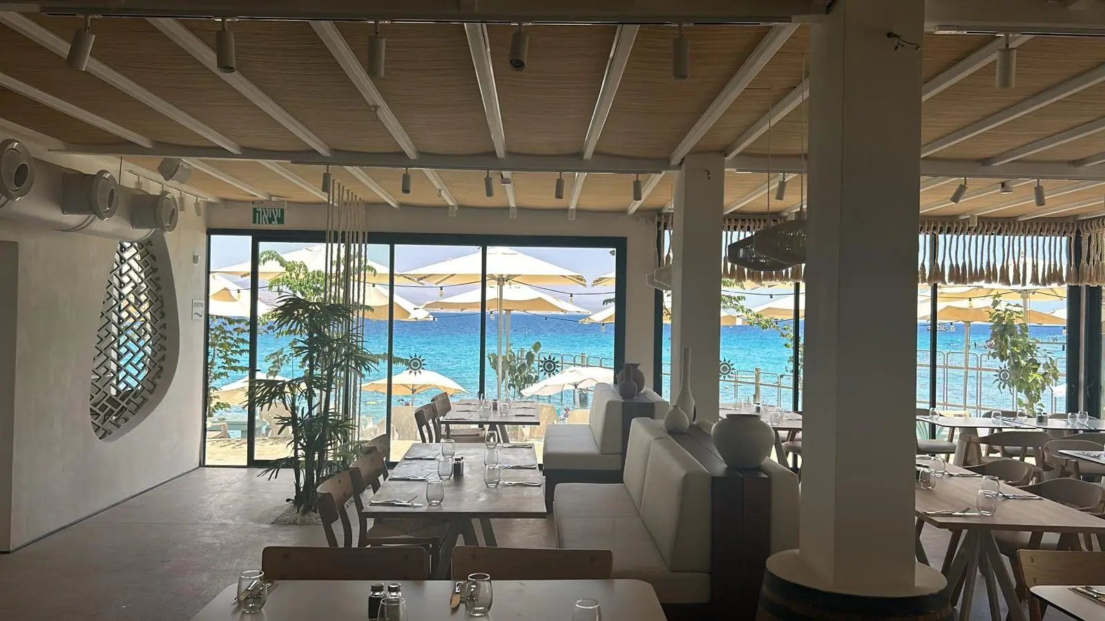 Indigo Beach Resort - home - מסעדת אינדיגו מסעדת חוף Indigo Restaurant ...